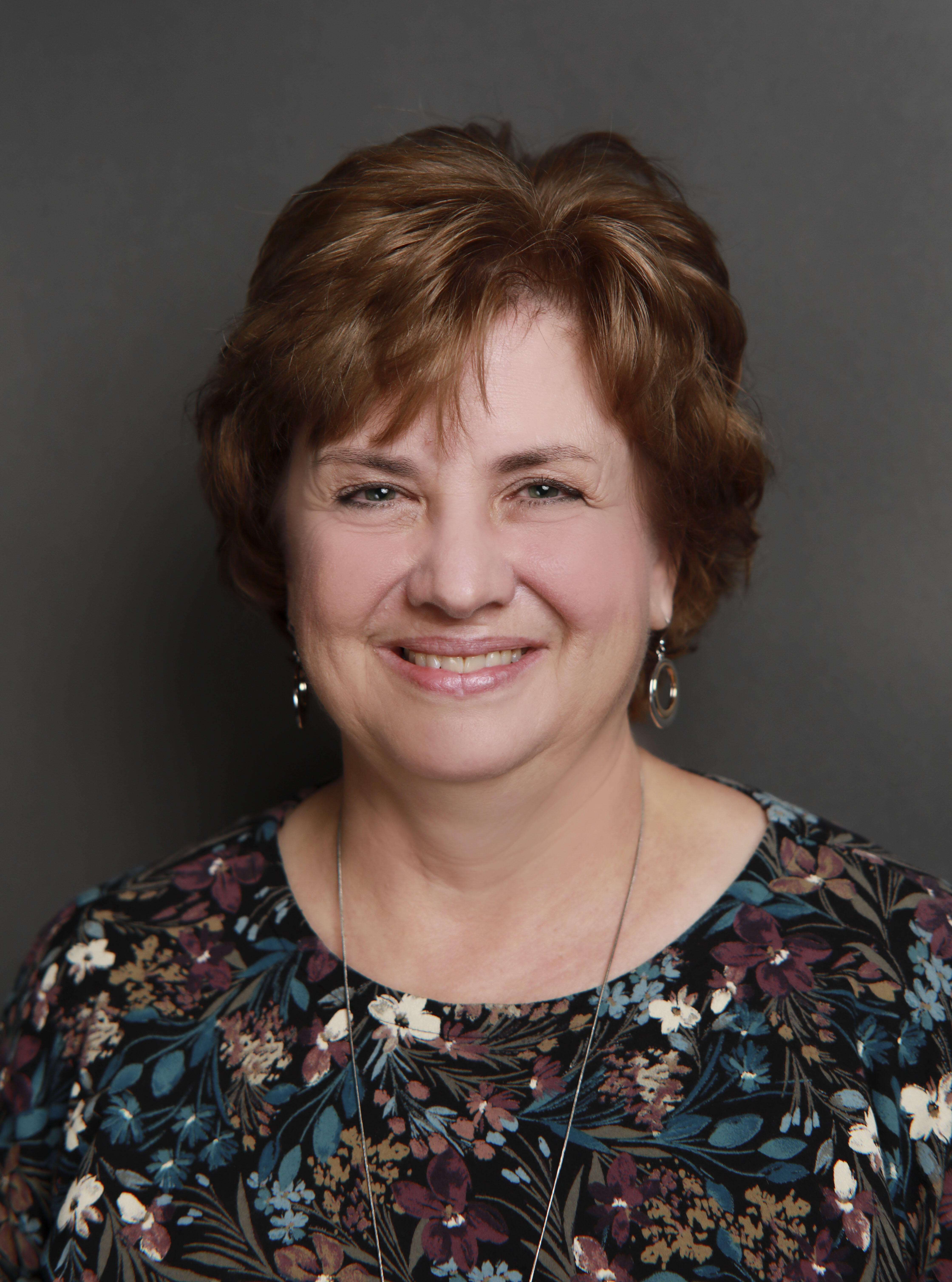 Cindy McDaniel | Vistage Chair Executive Coach in Fenton