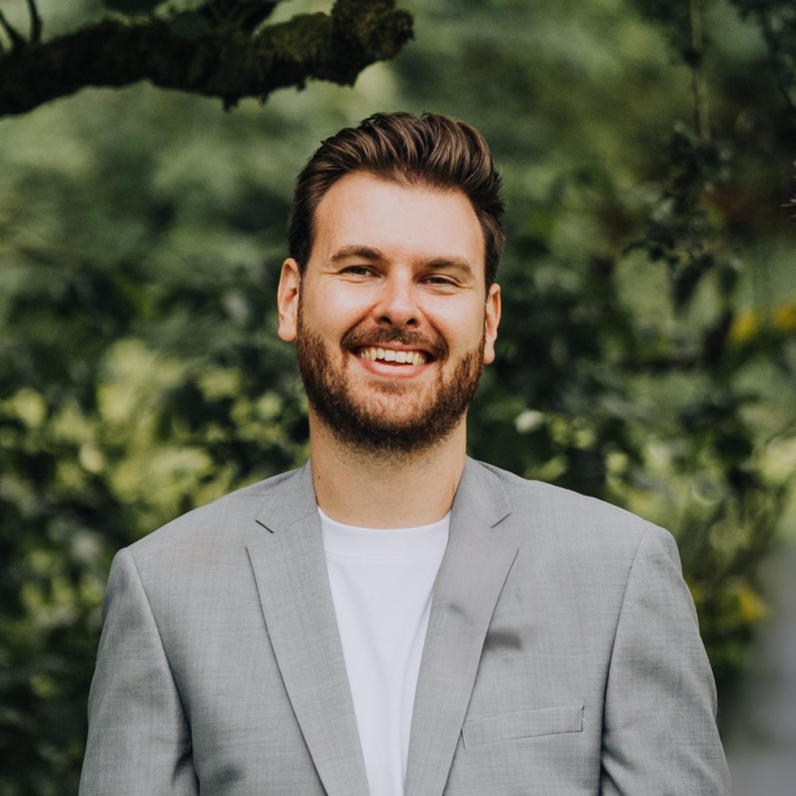 Alex Cook | Vistage Chair Executive Coach in Sutton Coldfield